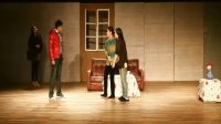 沈音艺术学院表演系大二汇报《青春期撞上更年期》片段