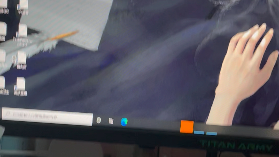 电脑卡死求助,能弹出资源管理器,重启都解决不了,鼠标右键就卡死