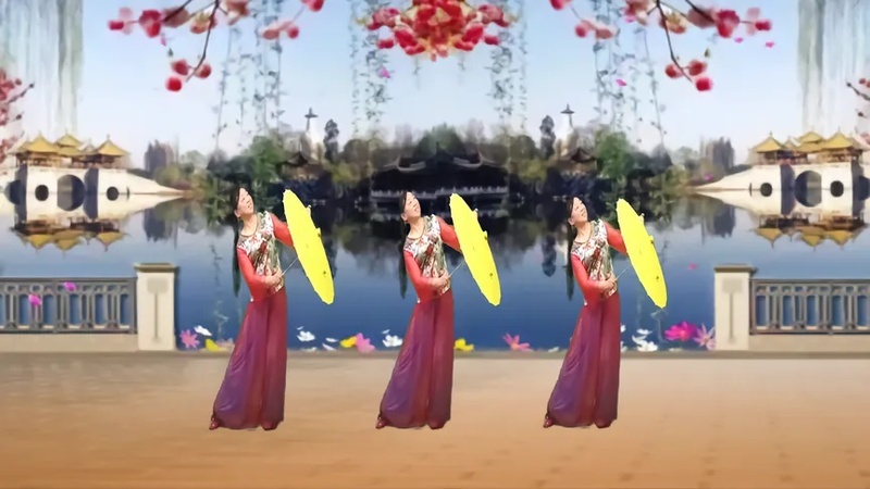零基础的伞舞《烟花三月下扬州》瘦西湖边上翩翩起舞