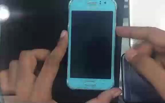 如何从电脑访问您的损坏的手机,恢复文件从一个损坏的手机