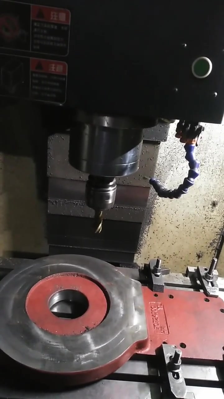 UG编程G98G84攻丝右螺纹XY坐标系Z深度R安全高度Q每次下的深度F...