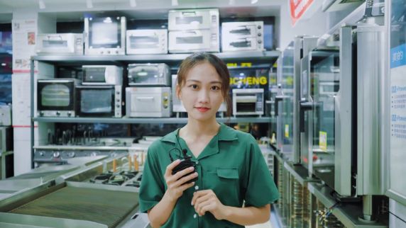 开一家餐厅需要哪些厨房设备?商用厨房设备又该如何选择