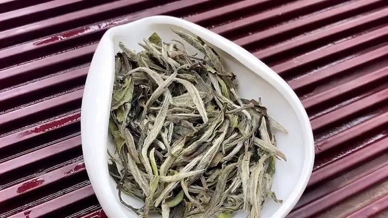 白茶的等级怎么划分?不同等级的白茶,口感上有什么区别?
