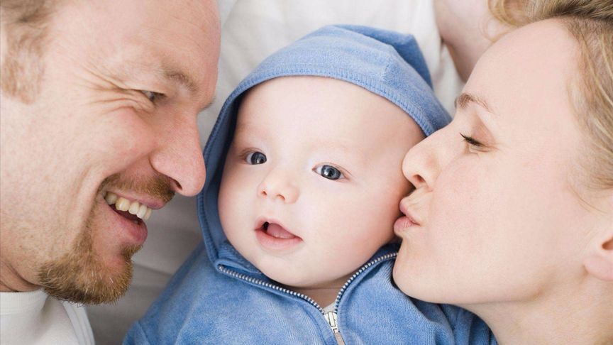 做试管婴儿要多少钱?过程多痛苦?试管婴儿十二问协和医生帮你答