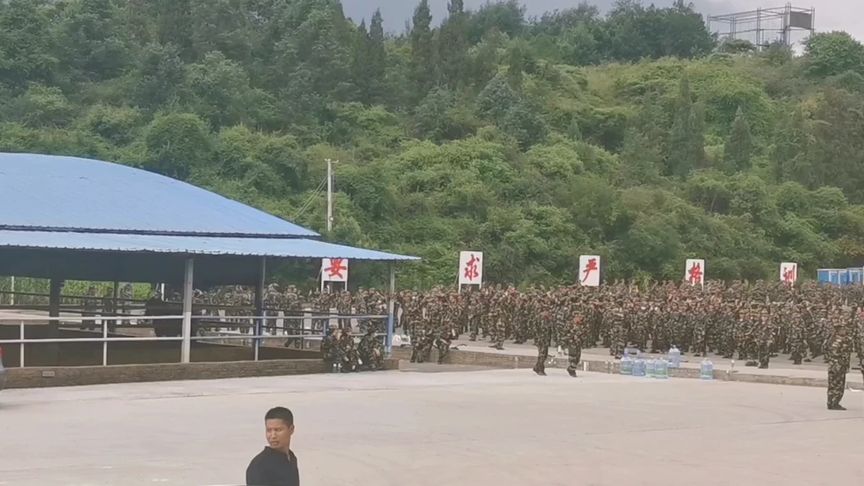 不怕比,比不怕,怕不比,云南最大军事野营训练基地欢迎你
