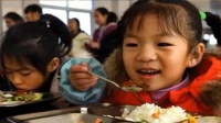 说天下 2019 学校负责人需与学生同用餐,配餐制度来啦!