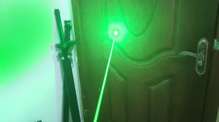 你相信光么!看看你没见过的激光颜色