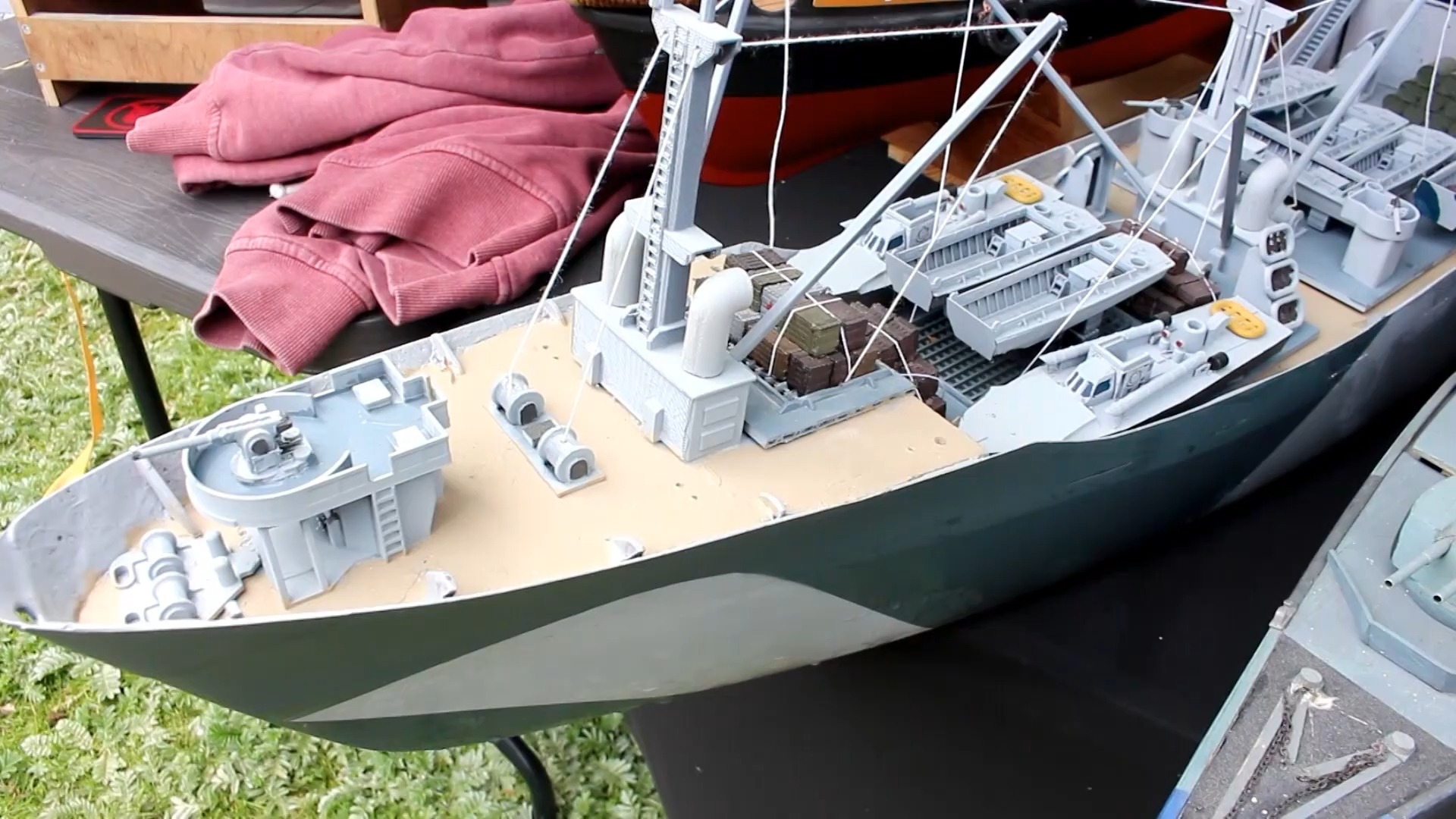 遥控船 RC船 1/100大比例打印制造的货船模型静态与航行展示