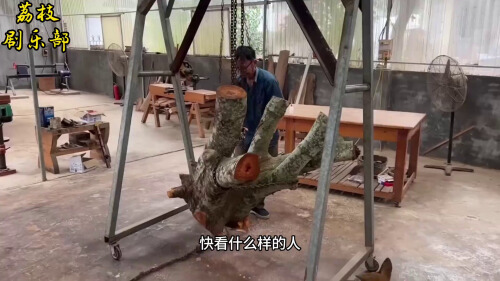 月薪上万的木工师傅打造出的实木茶桌真是令人叹为观止,太牛了