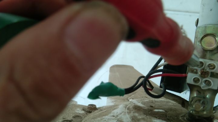 风扇不转,有的换电容ok