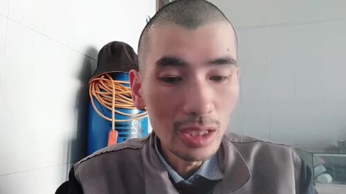 海尔滚筒洗衣机显示E2故障?3步轻松解决,别再花冤枉钱!