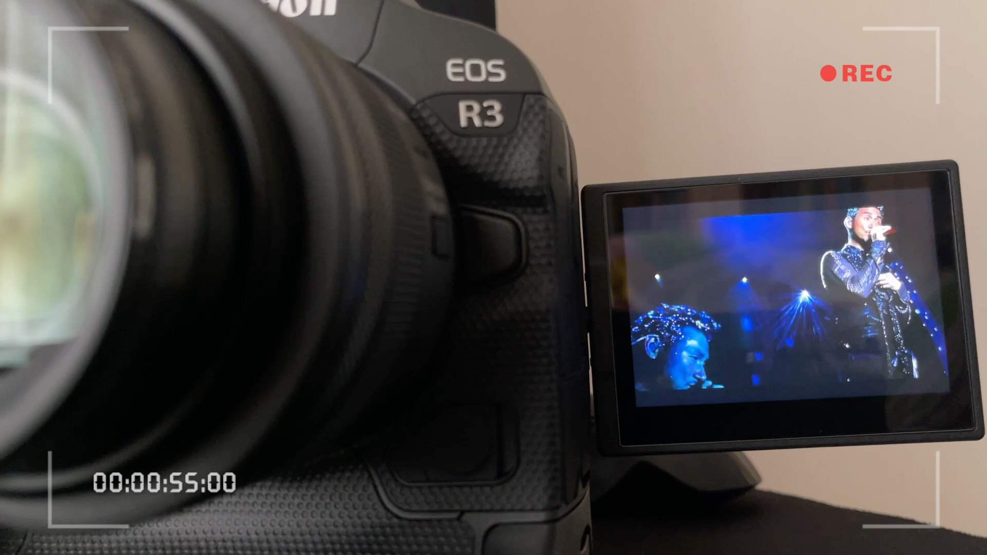 收了台带翻转屏的MP4媒体播放器