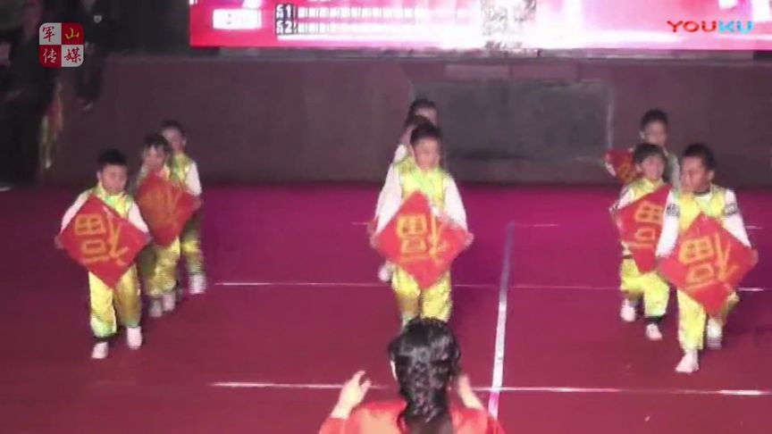 实拍:少儿舞蹈《中华全家福》
