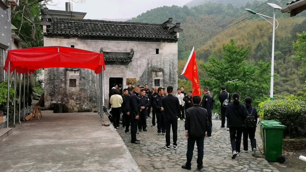 周末党员活动很丰富