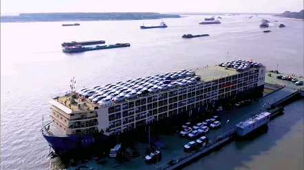 ...地区的11个国家发送了2.4万辆车,其中近一半国家的滚转船已经到港。