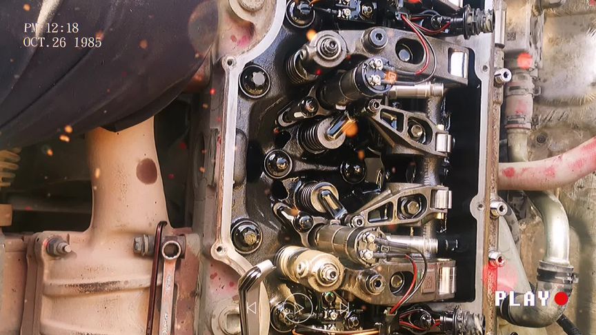 到公里数一定要调整气门间隙,过大过小会导致车辆没劲,气门呲