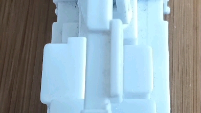 找了几辆还凑合能看的绝版多美卡(红白盒)