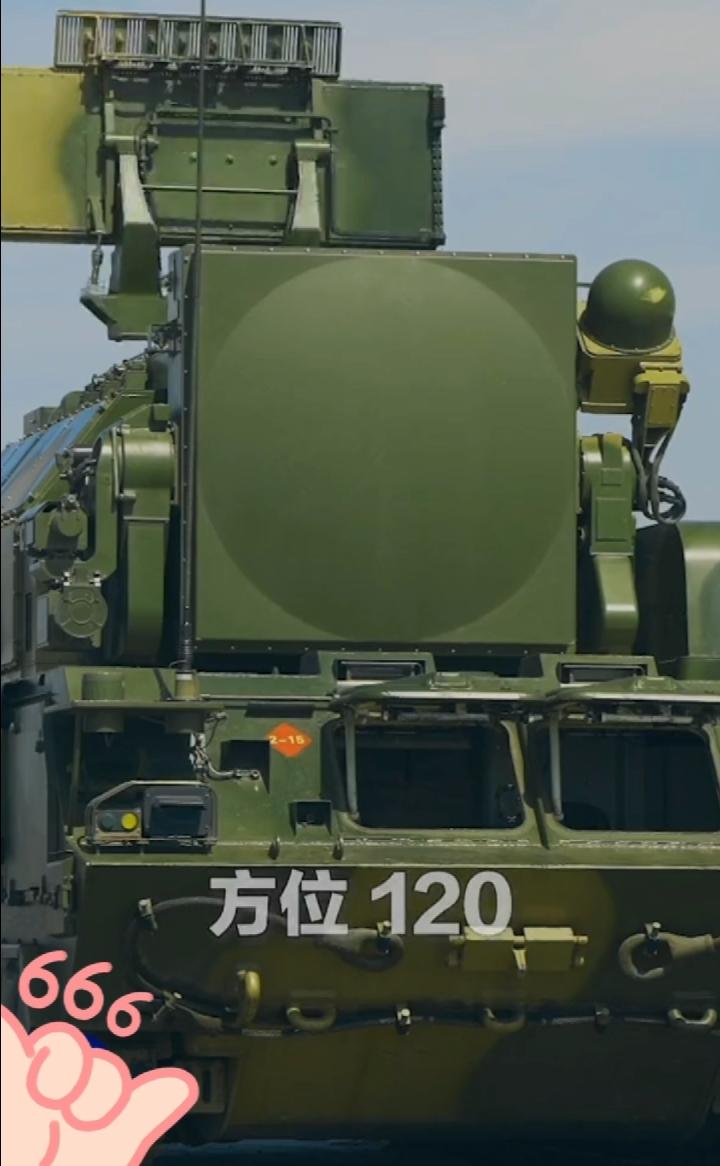 红旗-17,红旗-7两种型号防空导弹同步发射#军事#军事装备