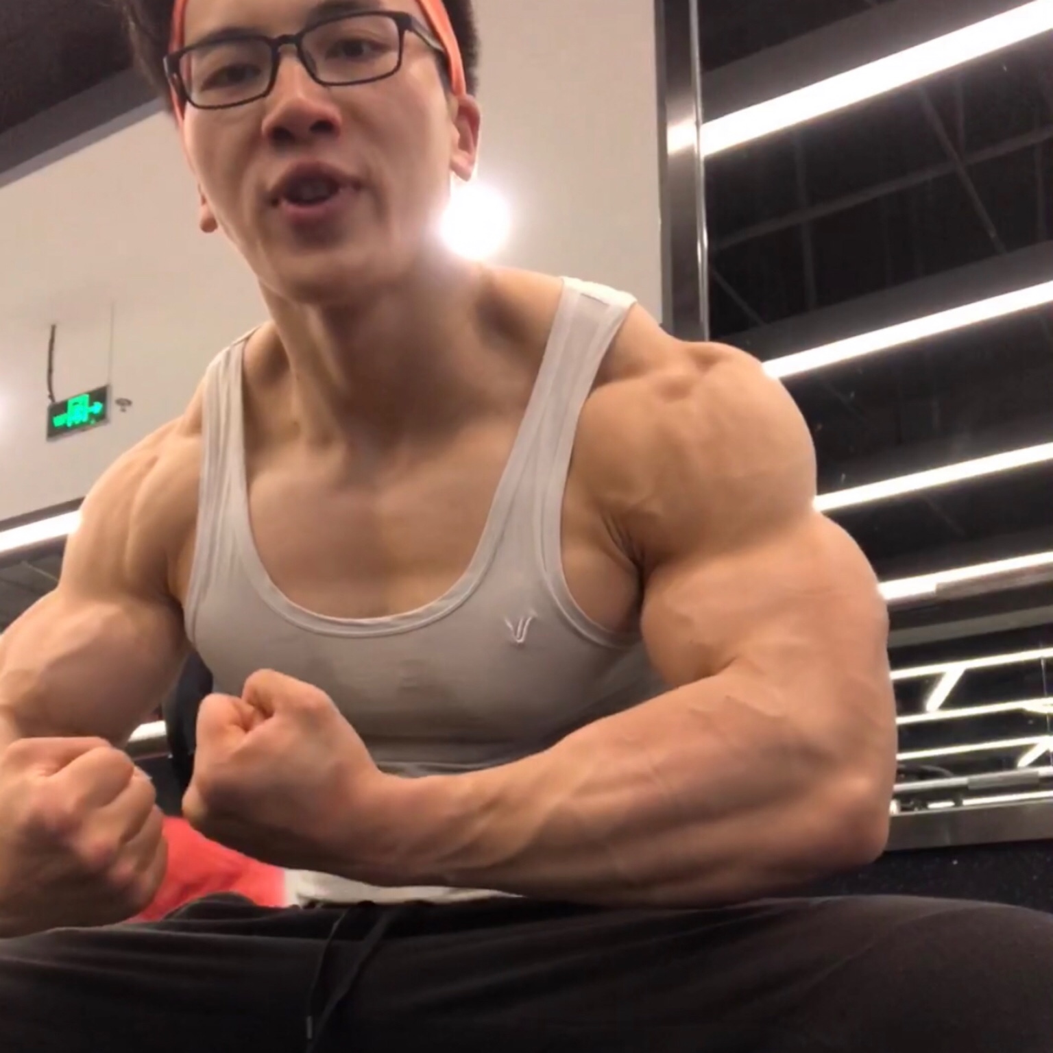 自然健身王正浩 