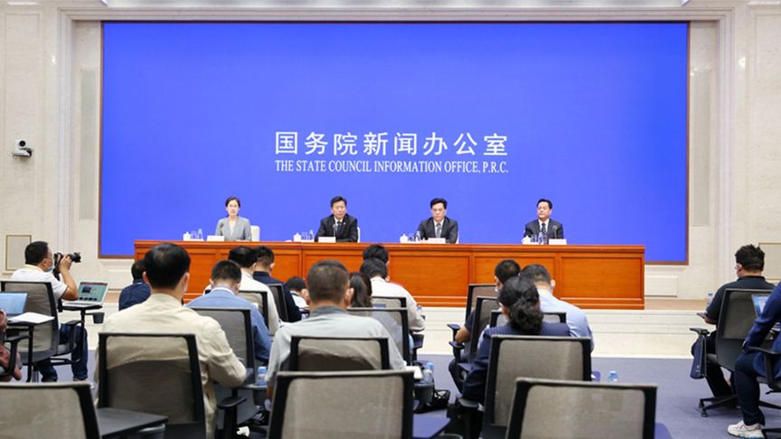 教育部:传统学校体育只是蹦蹦跳跳、活动身体的观念已经过时了