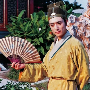 精灵副将马如龙 