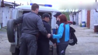 实拍俄罗斯警察执法画面,胆敢反抗直接撂倒!
