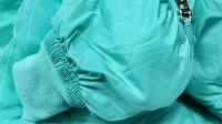 羽绒服上被油性笔画了？教你3种小妙招，再久的笔迹也能轻松洗掉