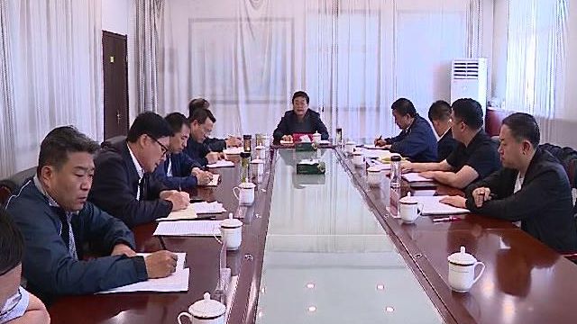 刘振国强调明确目标任务以必胜的信心完成脱贫攻坚工作