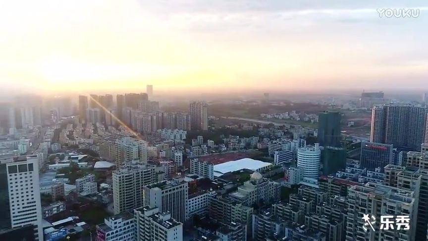 实拍:夕阳下美丽的茂名电白县