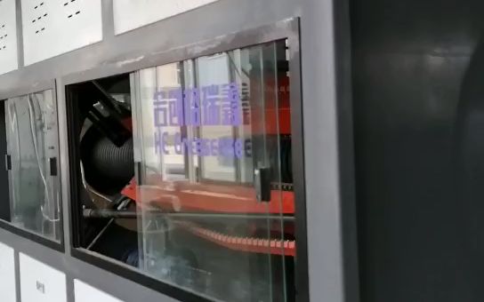三平壁波纹管包覆设备开机生产