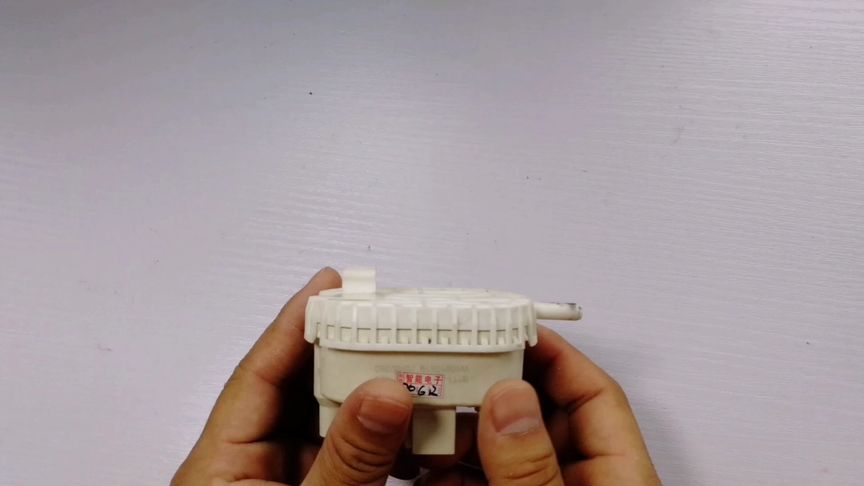 洗衣机不进水、进水不停优先查这个。进来看看水位开关结构和原理