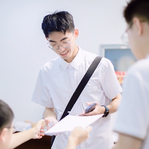 小俞学长_ 
