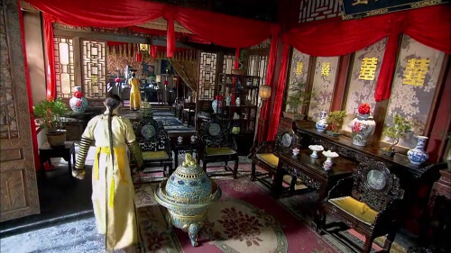 还珠格格:欣荣当着永琪的面骂小燕子不知羞耻,永琪失控差点动手