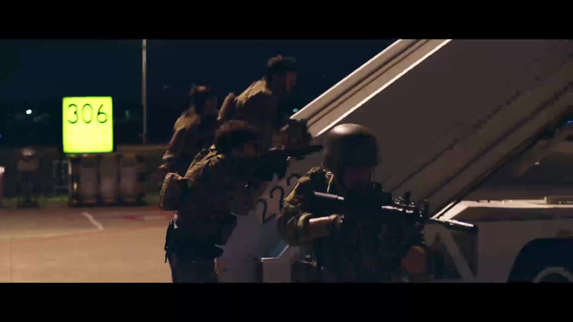 【南航微电影】生死6小时!中国机组亲历土耳其军事政变