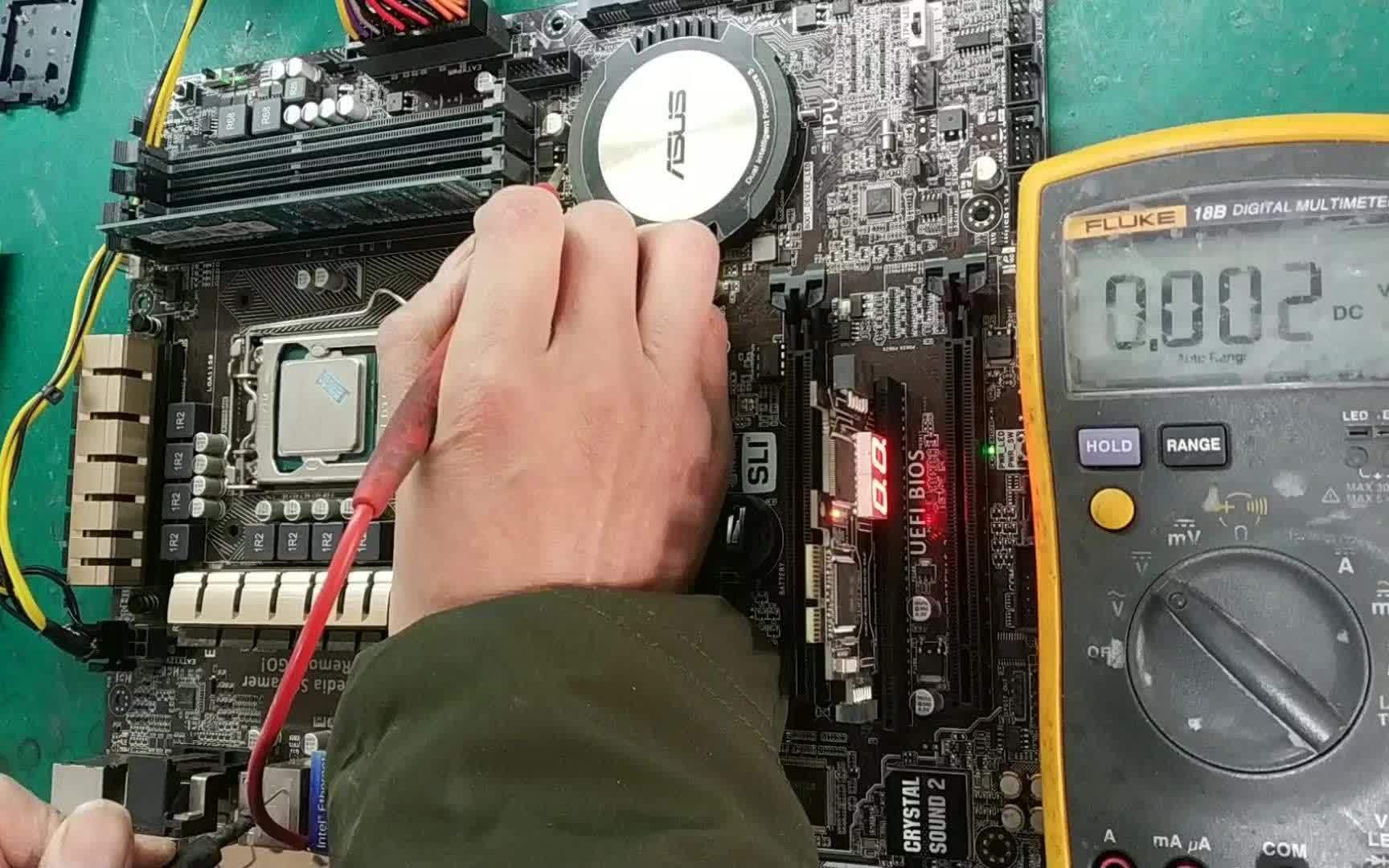 华硕z97装机视频