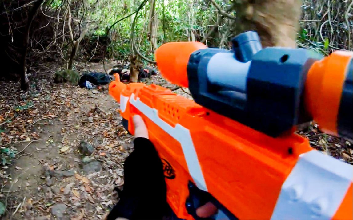 【生存游戏】树林作战堪比越南猴子,榴弹威力爆炸!_单机游戏热门视频