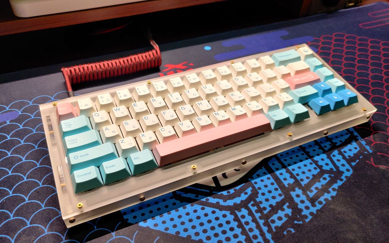 KK67v2 不一样的亚克力键盘