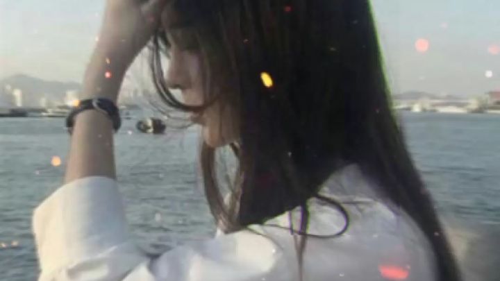 看看吧。这是伤感小视频。