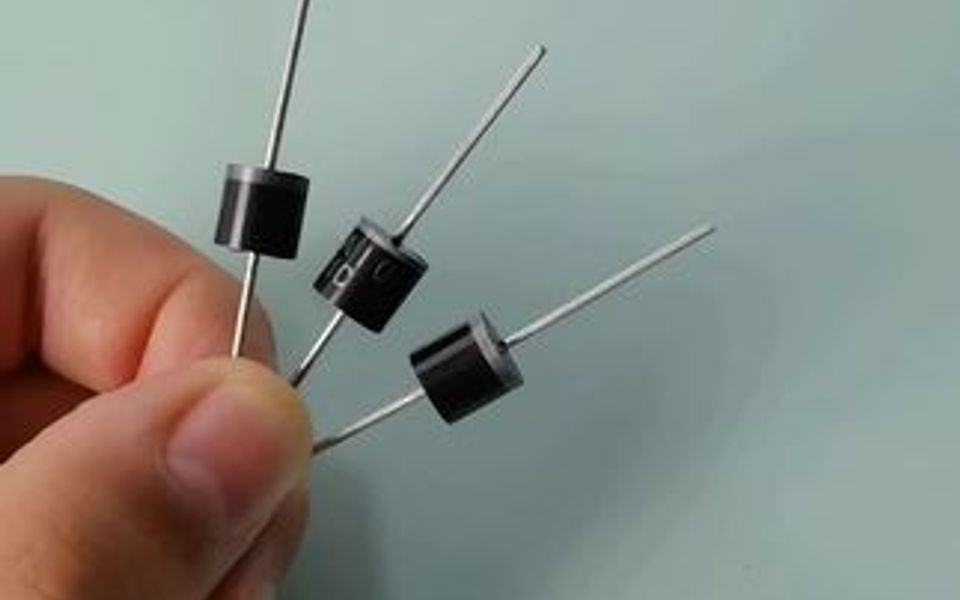 认识二极管和了解他的测量方法