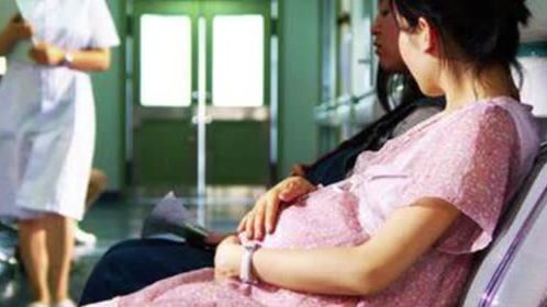 孕妇一动作害9个月胎儿胎死腹中,惹得医生破口大骂!