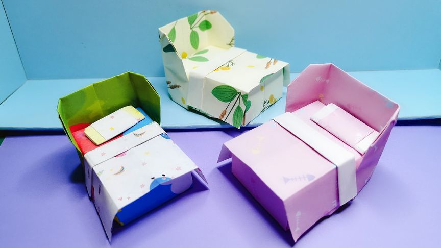 用纸给芭比娃娃做的床,小巧可爱,小朋友过家家迷你家具手工折纸