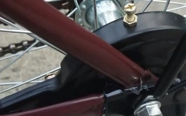 在淘宝金米尼买自行车出现质量问题,商家不愿意出运费,个人退回去...