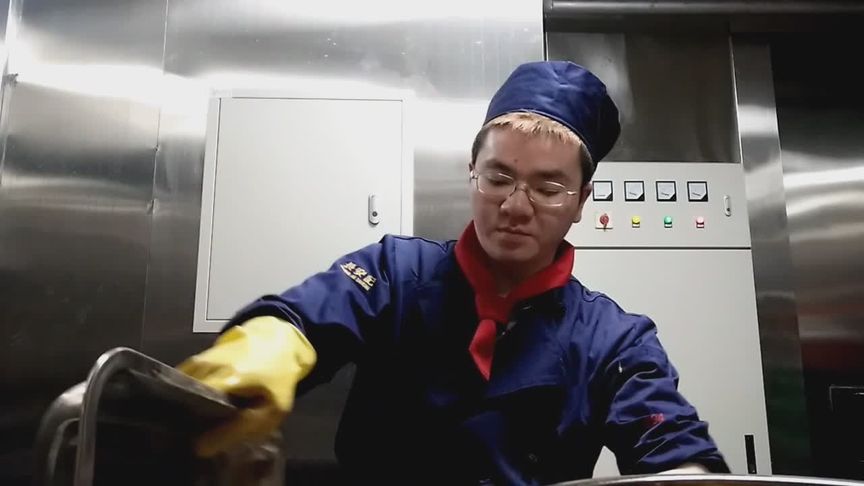 第一次去餐厅干洗碗工,8小时挣132块钱