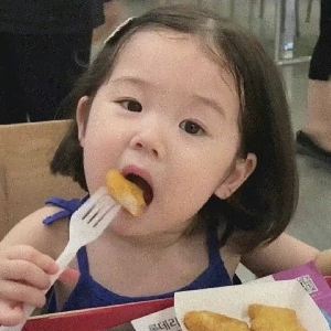 妖妖爱吃大米饭_ 