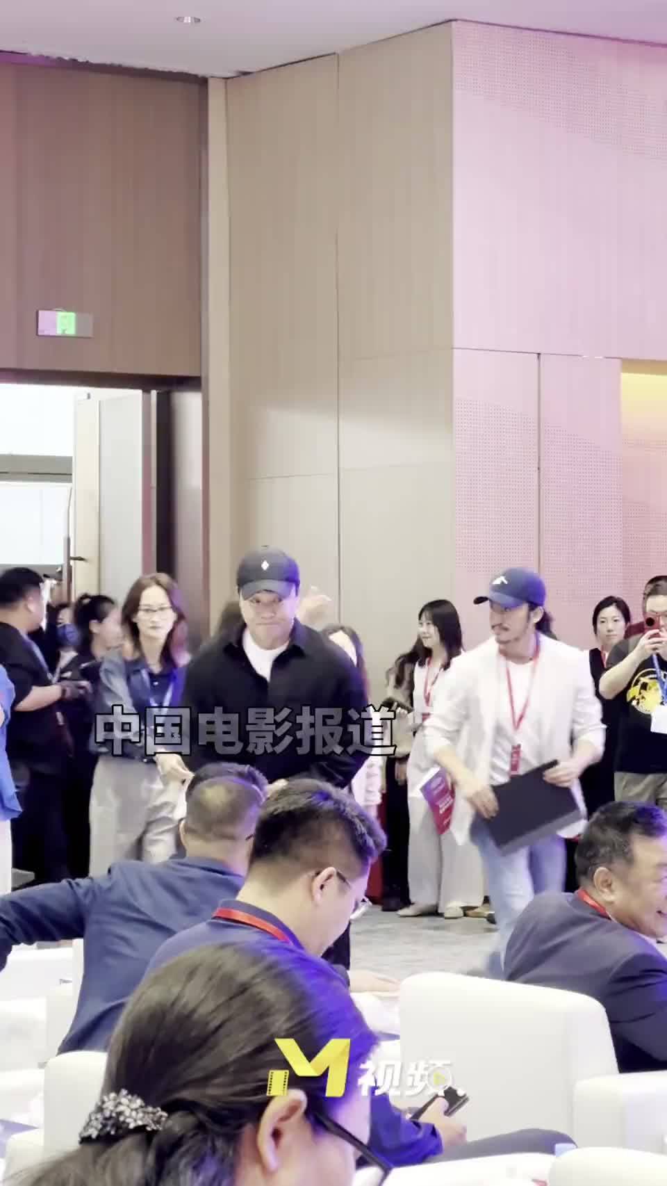 袁和平执导吴京主演漫改电影《镖人》即将开机