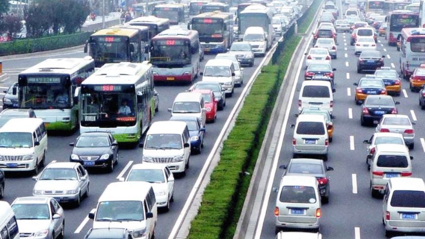 美国有2.5亿辆汽车,日本有1.7亿,中国到底有多少?看完才明白