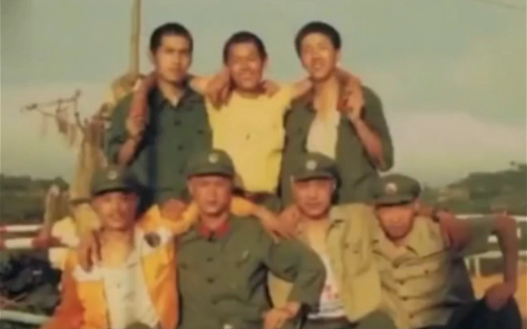 1987年对越自卫反击战黑豹行动八十人幸存八人战后讲述真实战场