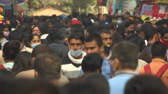 印度发现240种变异新冠病毒 本国专家:实现群体免疫是一个"神话"