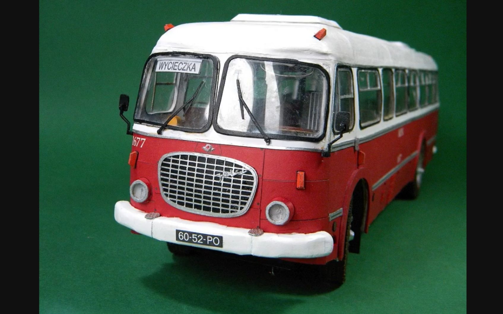 【纸模型制作】Autobus Jelcz 043"Ogórek"公交车模型