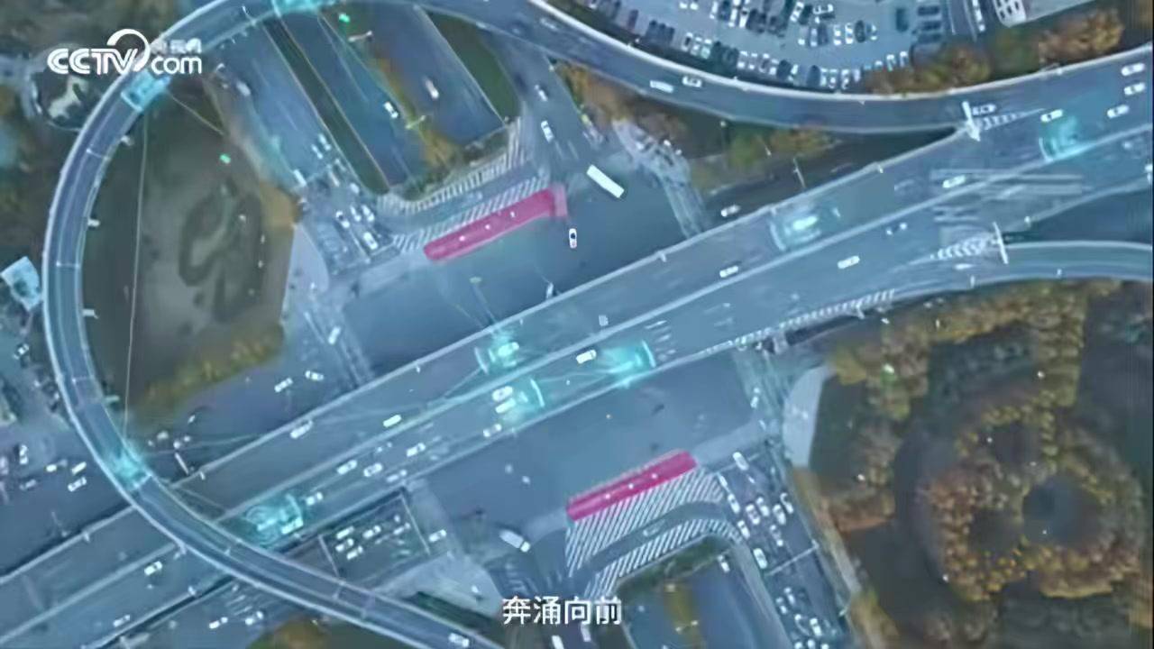 ...安全守护高质量发展#国家网络安全宣传周#昆明(视频来源:@央视网)